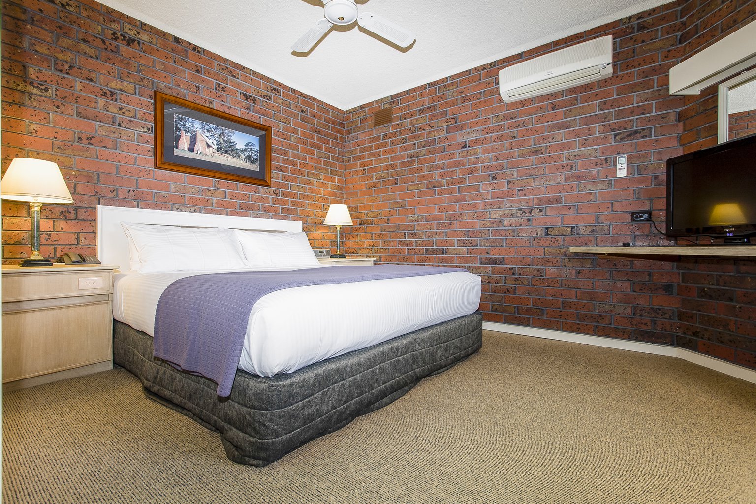 Hotel Bruce County